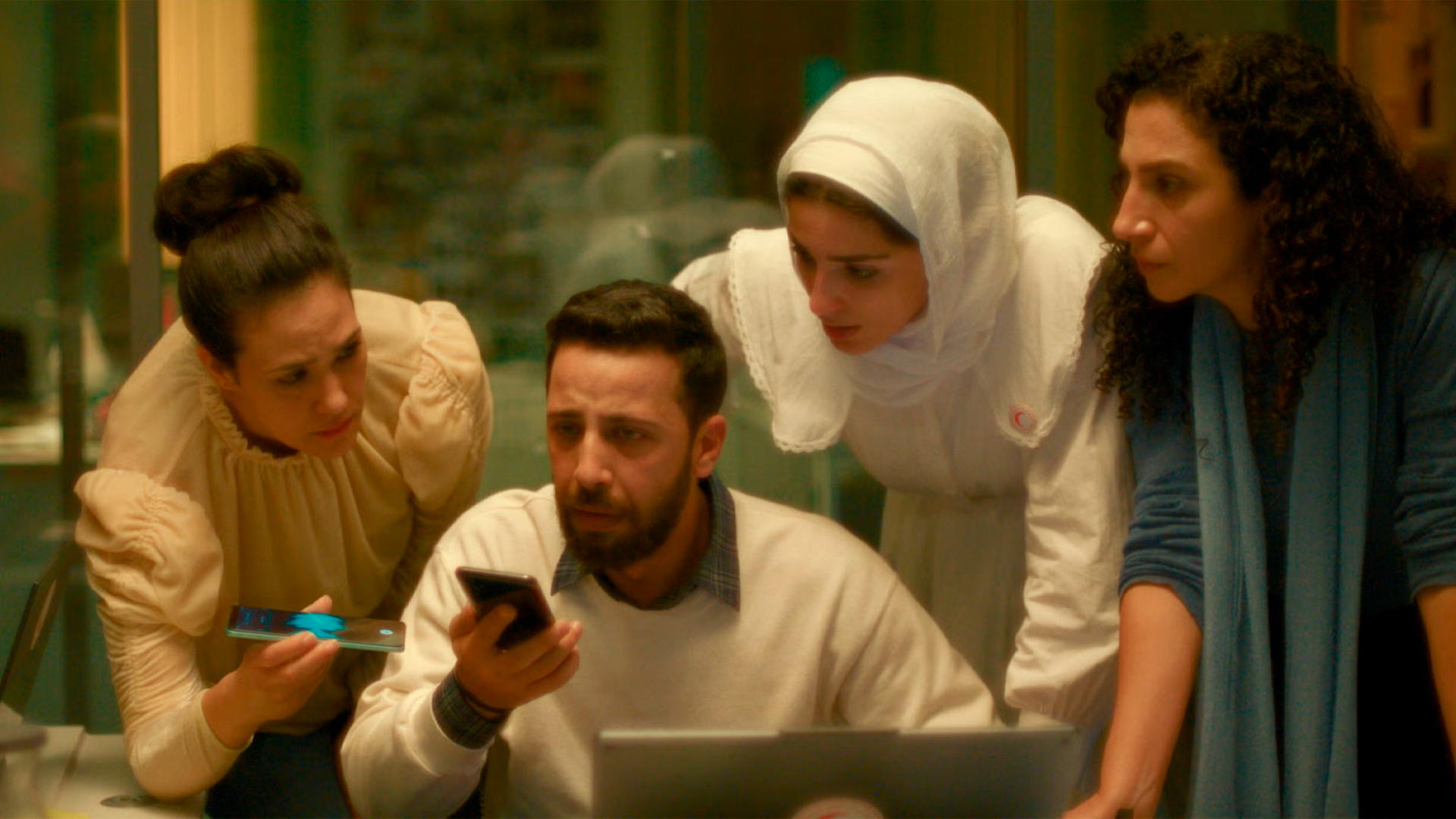 El OUFF sorprende con el pase especial de «La voz de Hind» como ...